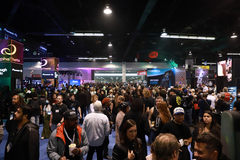 ns24_27_152618_2499.jpg | NAMM.org