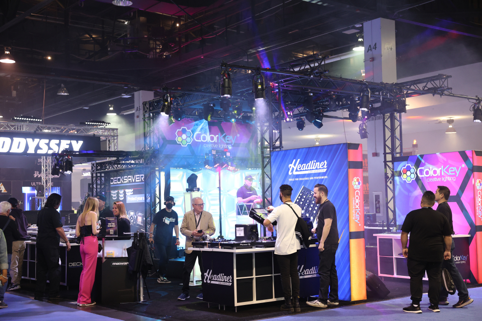 ns24_27_161622_4887.jpg | NAMM.org