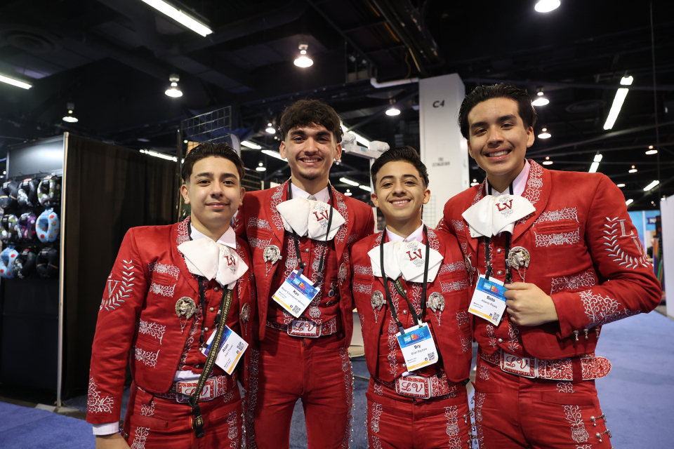 ns24_27_163736_4900.jpg | NAMM.org