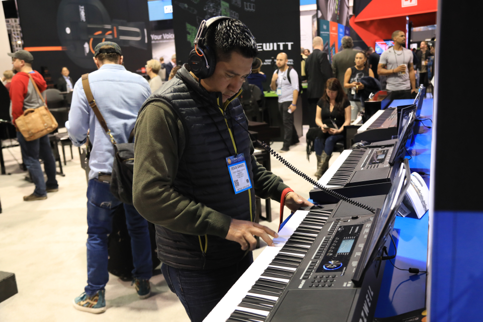 NS17_21_135106_9896.JPG | NAMM.org