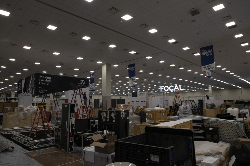 NS22_01_095950_0043.JPG | NAMM.org