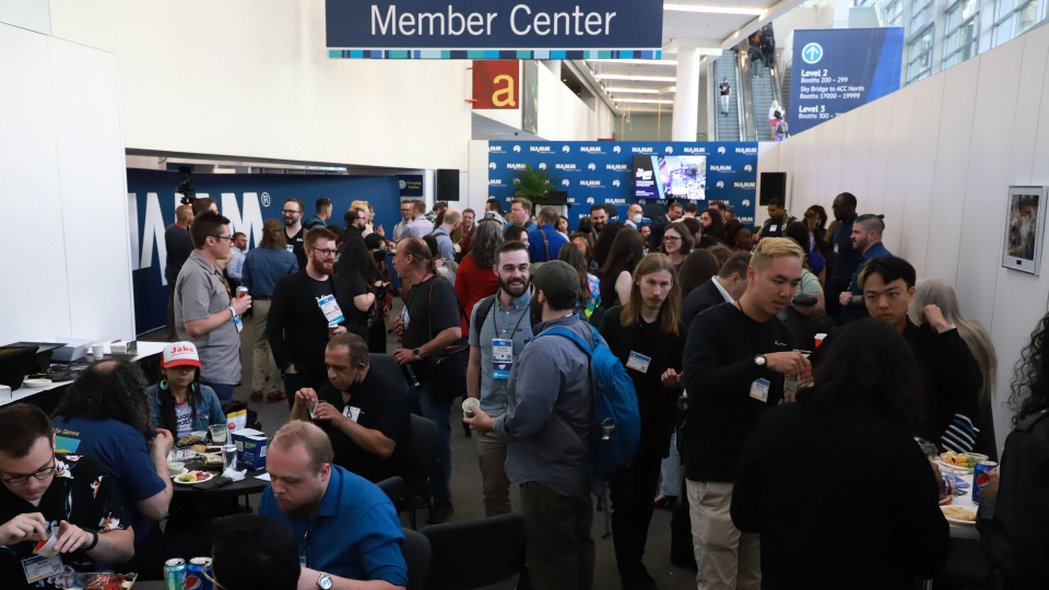 NS22_03_171624_1379.JPG | NAMM.org