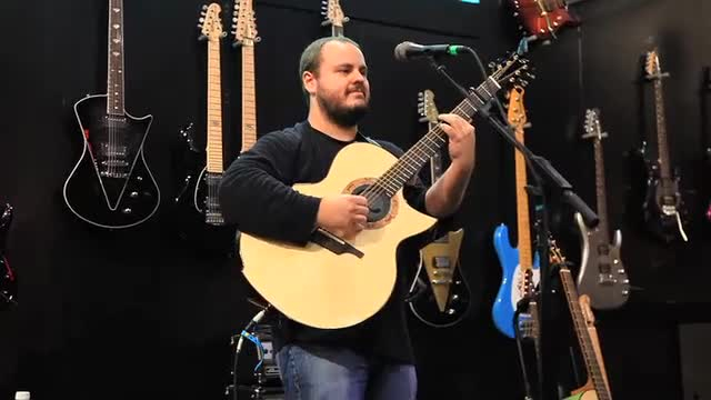 Andy_Mckee_Africa.jpg | NAMM.org