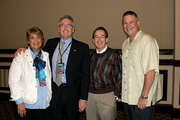 2009 Rose Parade Staff | NAMM.org